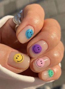 Manucure pour ongles courts : 32 idées de Nail Art originaux