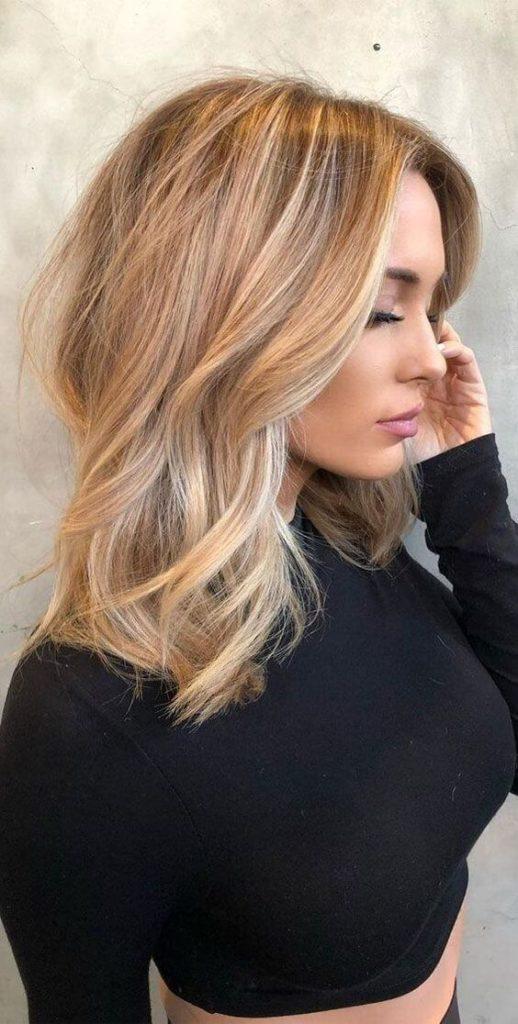 Mèche blonde : 50 nuances de couleurs aux tons chauds et froids