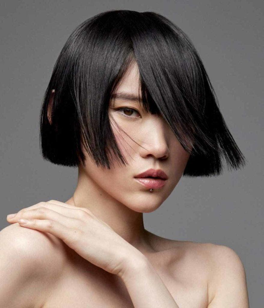 Coiffures tendance pour toutes les types de franges à essayer en 2024