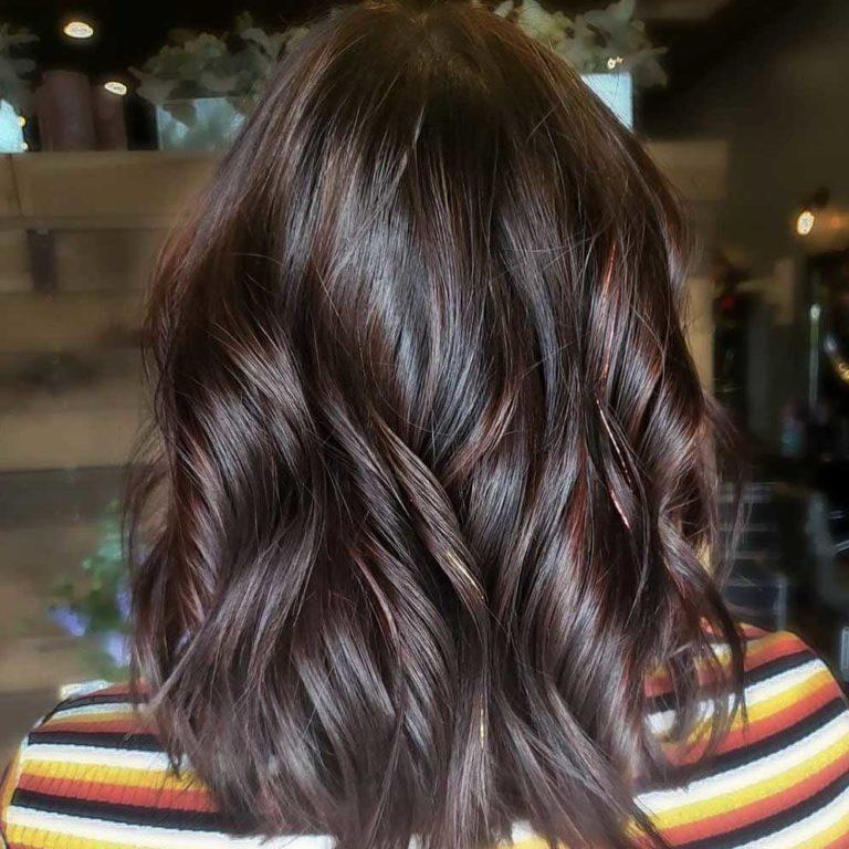 20 idées tendance pour adopter la couleur auburn sur vos cheveux en 2024