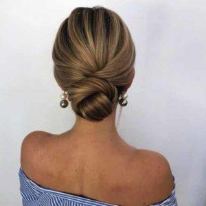22 types de coiffures idéales pour les cheveux mi-longs