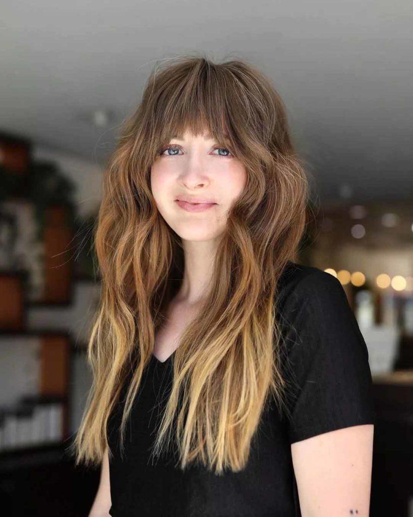 Coupe de cheveux longue : 20 idées de coiffures tendance 2024