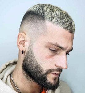 La coupe Buzz Cut : une coiffure facile à entretenir pour les cheveux ...