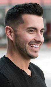 20 coiffures tendance pour les hommes aux cheveux fins
