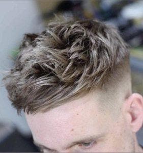 Coupe Inoxtag : 10 idées de coiffures pour homme tendance en 2024