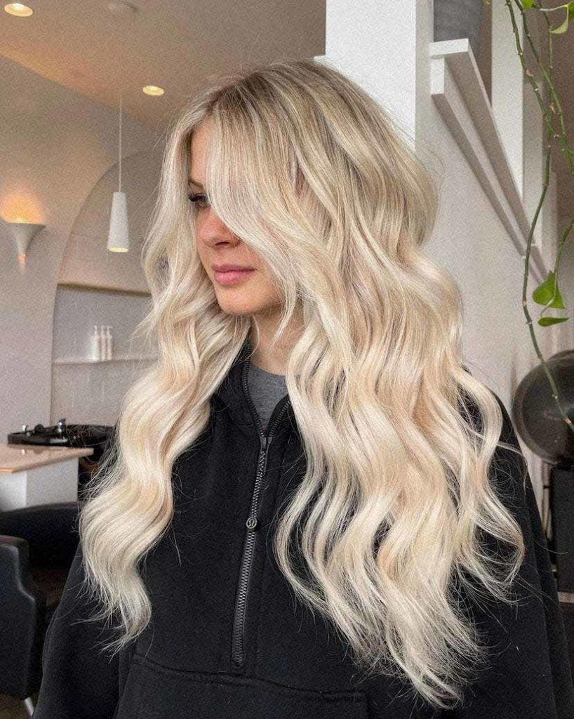 Coupe de cheveux longue : 20 idées de coiffures tendance 2024