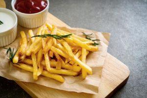 Comment faire de délicieuses frites croustillantes