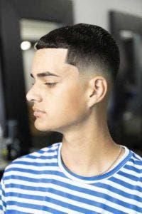 Edgar Cut : 30 façons stylées de porter cette coupe de cheveux en 2024