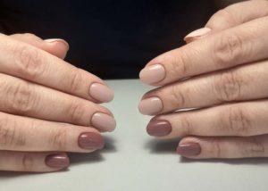 Manucure pour femmes matures : quels vernis à ongles après 50 ans