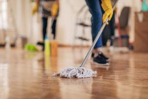 Nettoyage du sol : 3 astuces pour bien le laver