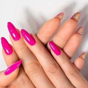 Ongles en amande : 52 inspirations de manucures à essayer en 2023