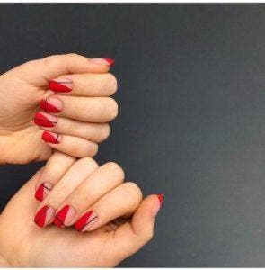 Ongles rouges : 25 façons à la mode de porter cette manucure en 2024