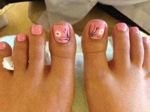 Nail art des pieds : 20 idées pour vous inspirer