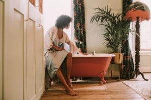 Bain detox : 5 recettes naturelles pour évacuer les toxines de son corps