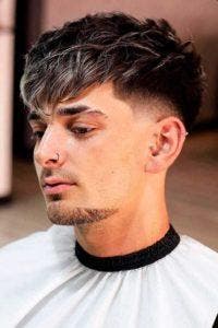 Taper cheveux mi-longs homme : la coupe tendance 2024