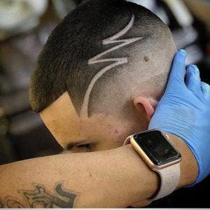 Taper coiffure : comment porter cette coupe à la mode en 2024