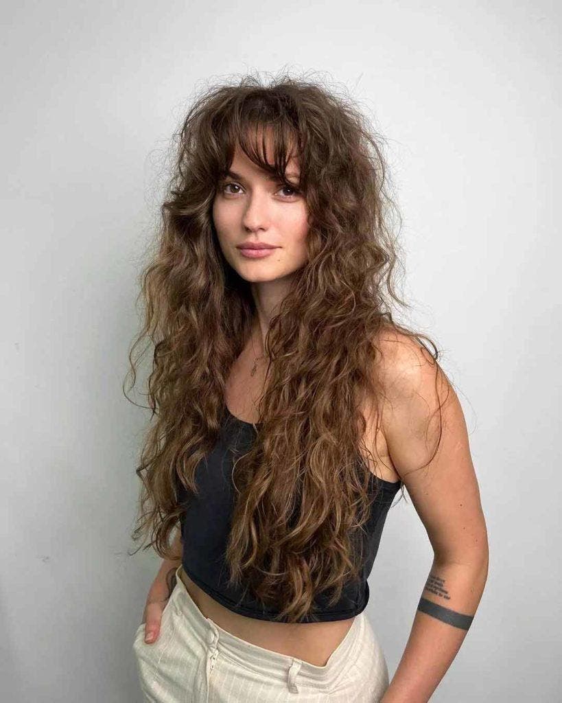 Coupe de cheveux longue : 20 idées de coiffures tendance 2024